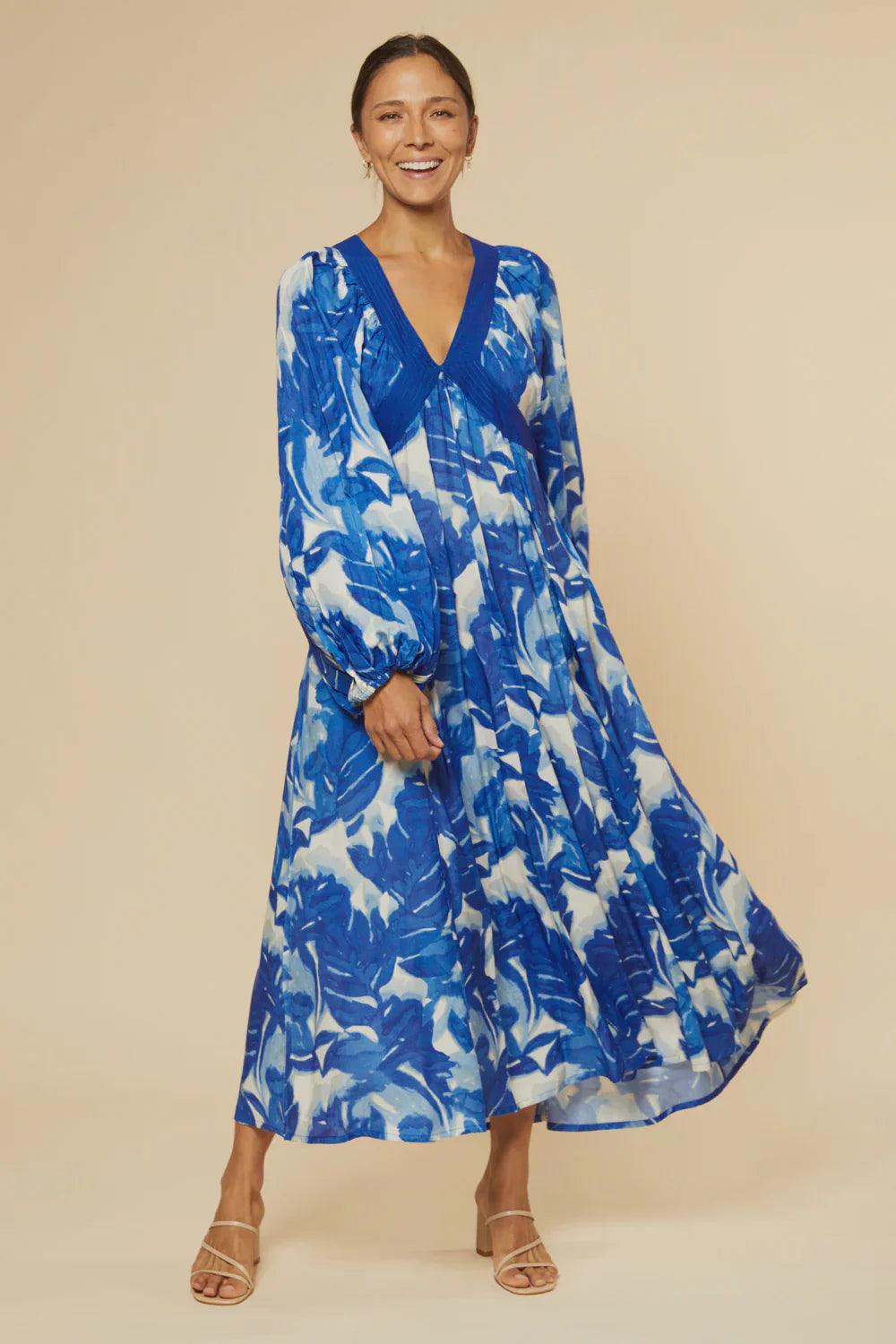 Shop Dress, Pant, Skirt and Clothing On Sale At Stomp Shoes Darwin